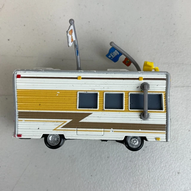 DISNEY PIXAR CARS Deluxe Vehicle RV Van Scanlane Dinoco 400 1:55 Mattel ...