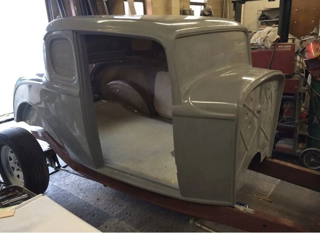 1932 32 FORD 5 Window Coupe body American Graffiti, Hot Rod, Streetrod ...