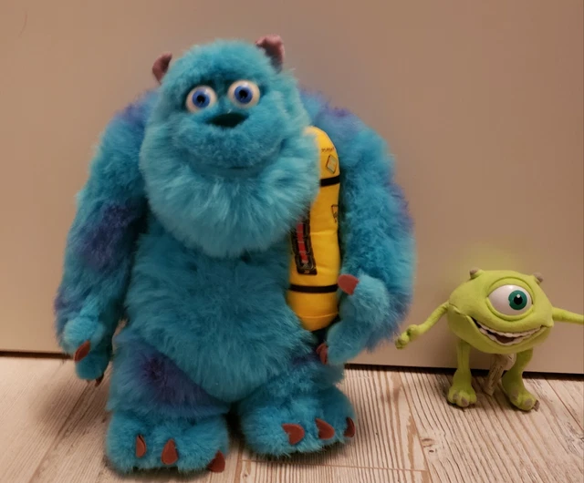 DISNEY/PIXAR TALKING SULLY with Light Up Scream Canister & Mike ...