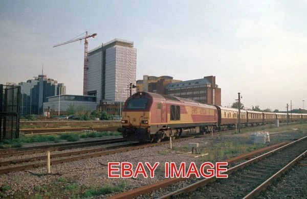 PHOTO CLASS 67 67020 Tnt 67006 On A Vsoe Passing Basingstoke In The ...