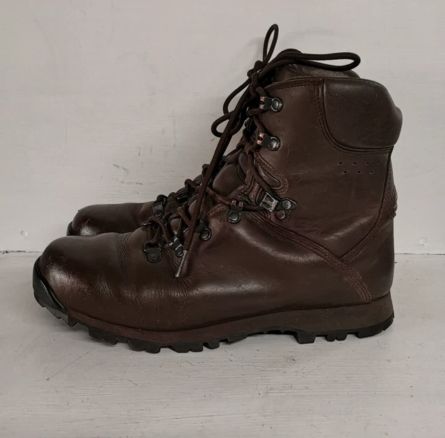 ITURRI MALE PATROL Brown Leather Boots Size 9 Med Genuine British ...