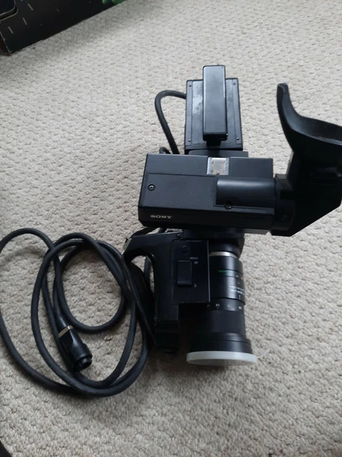 SONY TRINICON HVC-3000P Vintage Video Camera In Case. £40.00 - PicClick UK