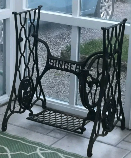 ANTIQUE CAST IRON Singer Treadle Sewing Machine Table Base Upcycle ...