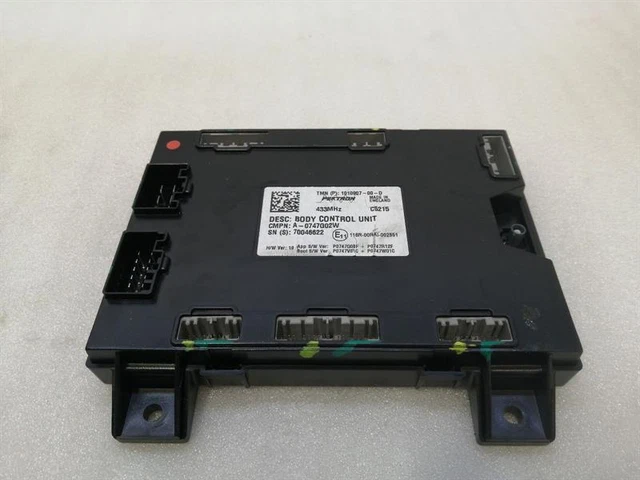 TESLA MODEL S 70 Body Control module 1010907-00-D Steuergerät EUR 180 ...