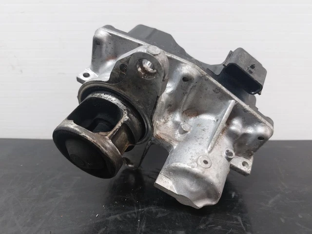 147109948R VANNE EGR pour RENAULT SCENIC IV (J9 ) 1.7 BLUE DCI 120 ...