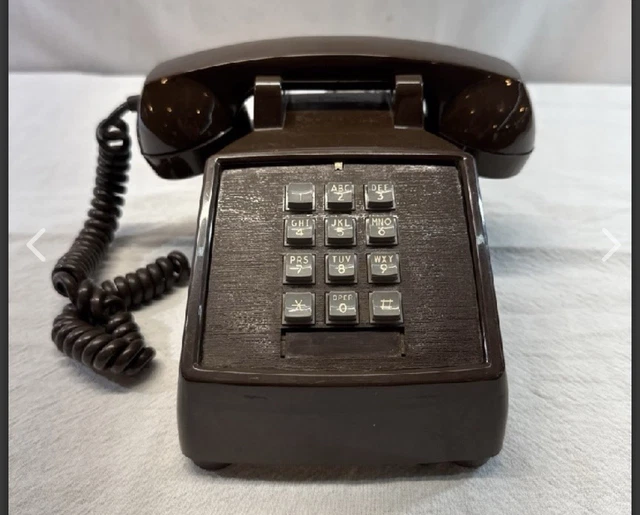 VINTAGE 1970S ITT Baby Blue Push Button Touch Tone Desk Telephone 2500 ...