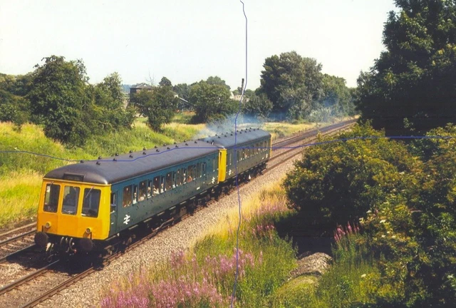 RAILWAY TRAIN PHOTO Class 121/122 Single Diesel Cars Picture Br Blue ...