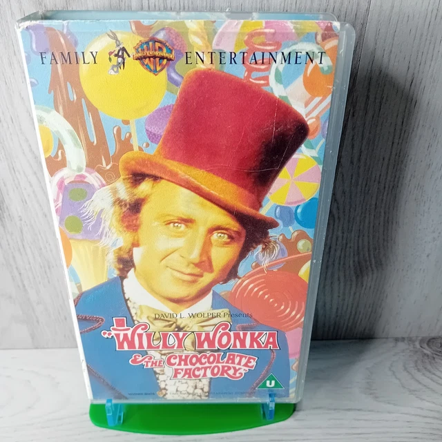Willy Wonka Chocolate Bars Willy Wonka And The Chocolate Factory Johnny ...