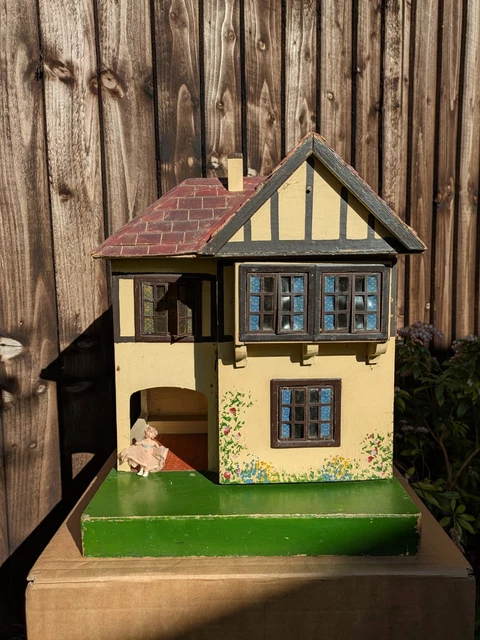 TRIANG DOLLS HOUSE No 60 in original untouched condition £104.72 ...
