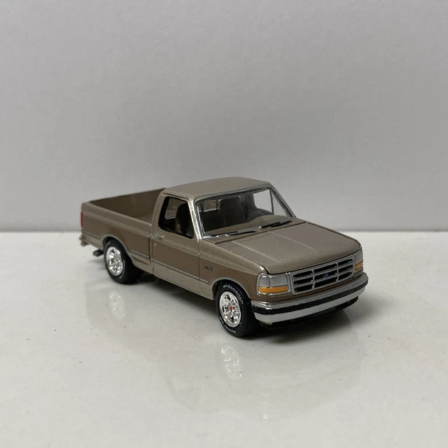 1993 93 FORD F-150 Collectible 1/64 Scale Diecast Diorama Model $119.99 ...