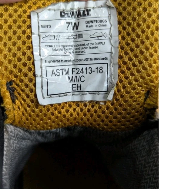 DEWALT MANVEL WORK Boots Composite Toe Mens 7 Wide Waterproof Brown ...