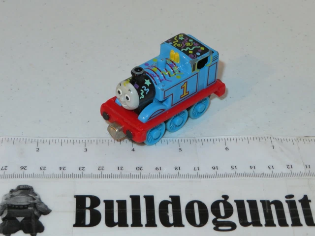 THOMAS & FRIENDS Birthday Party Thomas Take Along N Play Train Engine ...