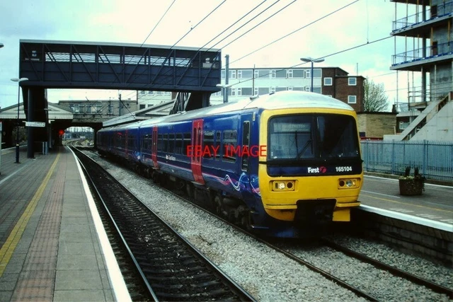PHOTO CLASS 165 Network Turbo 3-Car Dmu No 165 104 At Hayes And ...