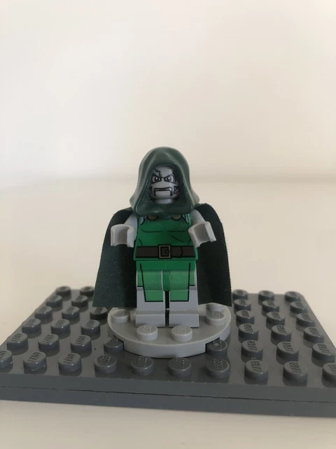 LEGO MARVEL FIGURINE Doctor Doom Neuf (From Set 76005) EUR 25,00 ...