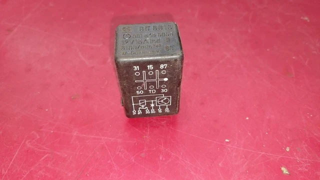 FUEL PUMP RELAY Mercedes W123 W201 4-Cylinder 200 230 0015450805 £94.67 ...