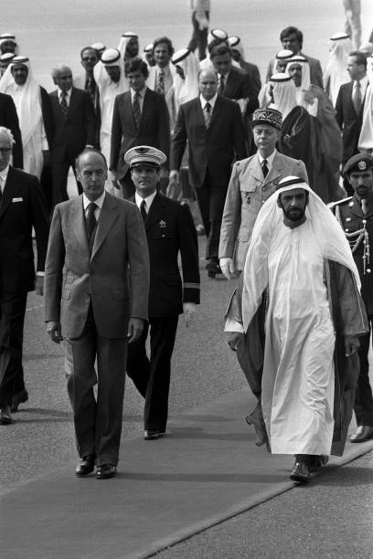 SHEIKH ZAYED BIN Sultan al-Nahyan in Paris 1975 OLD PHOTO 1 EUR 6,55 ...