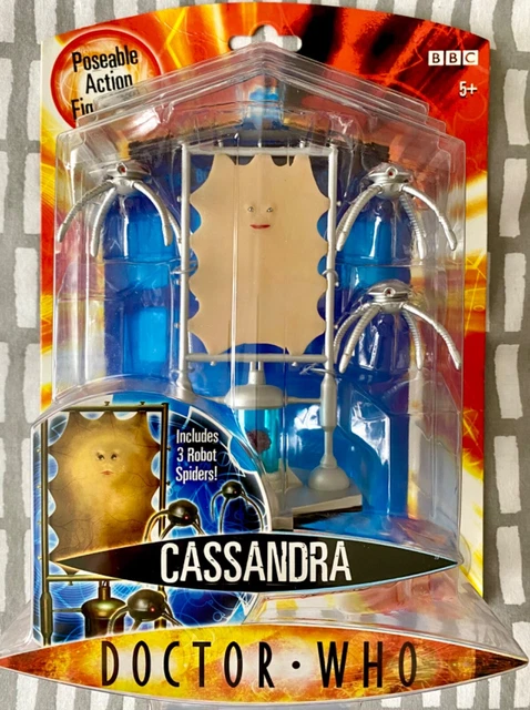 DOCTOR WHO CASSANDRA 5" Action Figure With Robot Spiders ... New ...