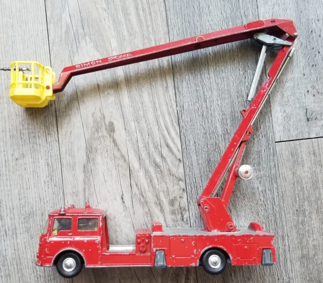 VINTAGE CORGI MAJOR Toys- Simon Snorkel Fire Engine Tall w rare ...