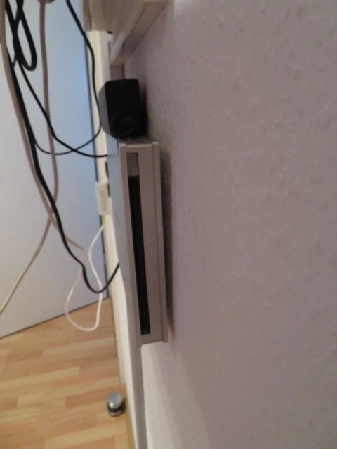 GRUNDIG DVD PLAYER WANDMONTAGE silber GDP 7700 Metall edel EUR 12,60 ...