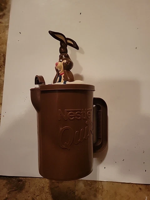 VINTAGE NESTLE QUICK Bunny Rabbit 1980’s Self Mixing Cup/Pitcher ...
