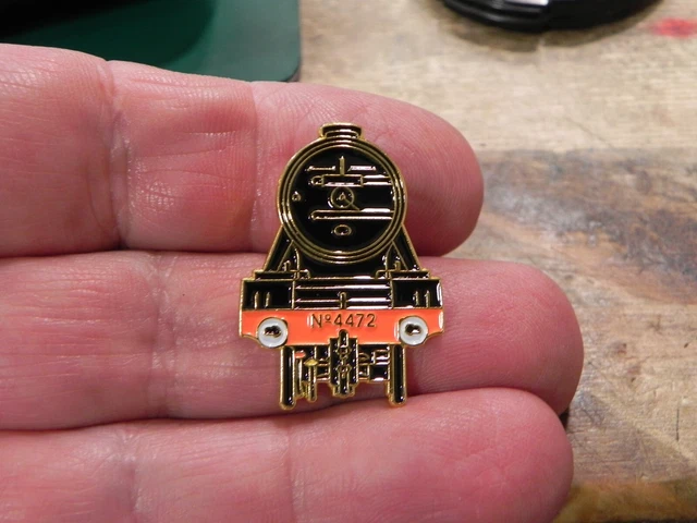 RAILWAY BADGE STEAM TRAIN No4472 ref TB 40 EUR 1,15 - PicClick DE