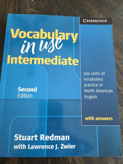 VOCABULARY IN USE Intermediate Student's Book With Answers: By Stuart ...