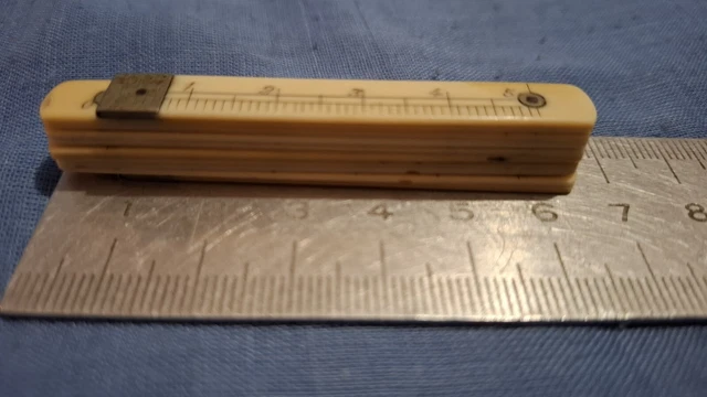 OUTIL ANCIEN DEMI Metre Pliant En Os? (6,4Cm) EUR 35,00 - PicClick FR