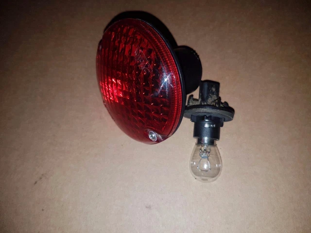 LAND ROVER DEFENDER Td5 and Tdci PUMA rear fog light £7.00 - PicClick UK