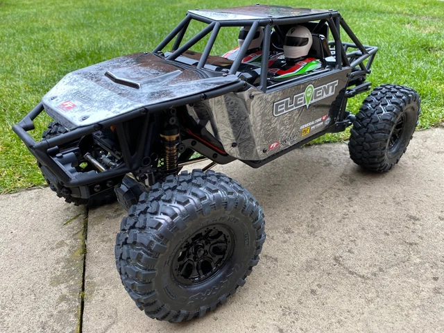 ELEMENT RC GATEKEEPER 1/10 Trail crawler Truck Excellent condition £95. ...