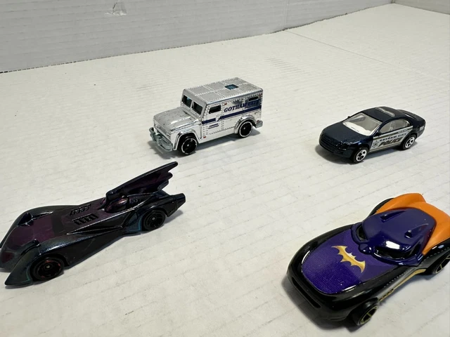 MATTEL HOT WHEELS Batman Batmobile BatGirl Riddler Gotham City Police ...