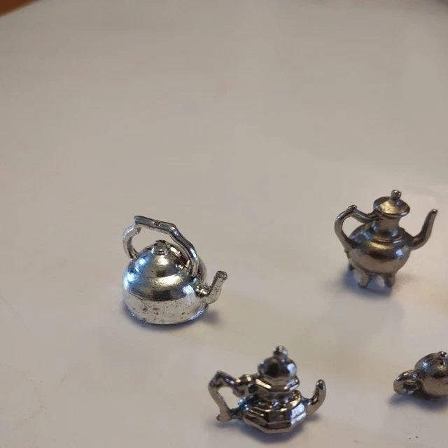 VICTORIAN DOLLS HOUSE 5 X Tea/Coffee Pots & Kettles 1/12 Scale Poss DHE ...