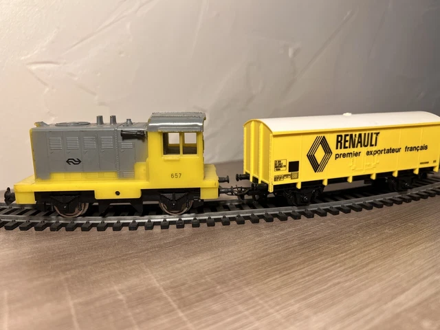 TRÈS RARE !! Locotracteur Piko + Wagon Jouef , Superbe Ensemble Jaune ...