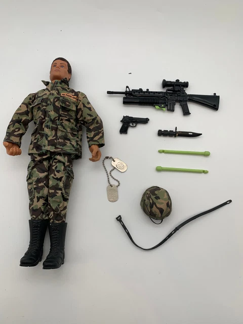ACTION MAN - Battle Force with missile launching Rifle, 1993, Hasbro ...