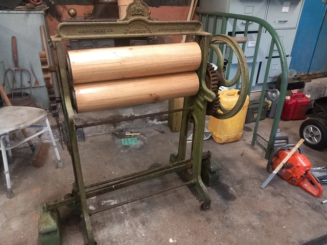 LARGE CAST IRON MANGLE from commercial laundry £363.72 - PicClick UK