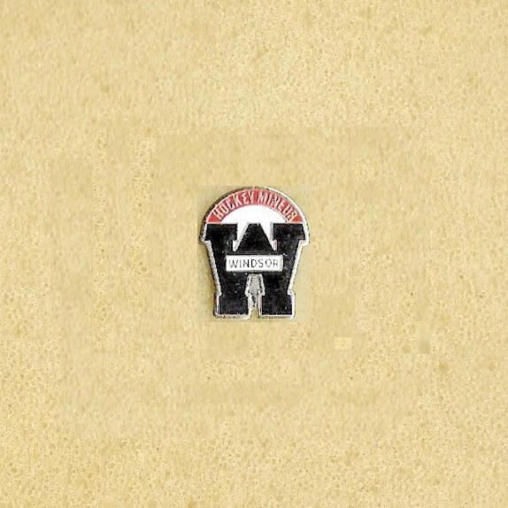 WINDSOR ONTARIO MINOR Hockey Official Logo Pin Old $5.00 - PicClick CA