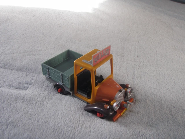 POSTMAN PAT SPECIAL Delivery Service Ted Glen’s Builders Truck Car ...