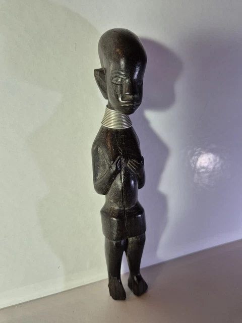 PETITE STATUETTE AFRICAINE Femme Girafe En Bois Collier-Spirale En ...