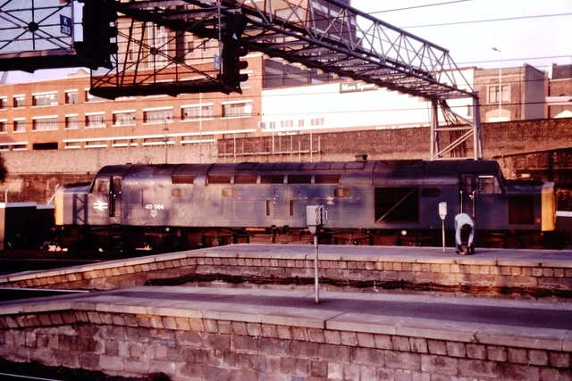 1980S BRITISH RAIL BR Diesel Electric Loco Railway 40 064 Slide Ref 193 ...