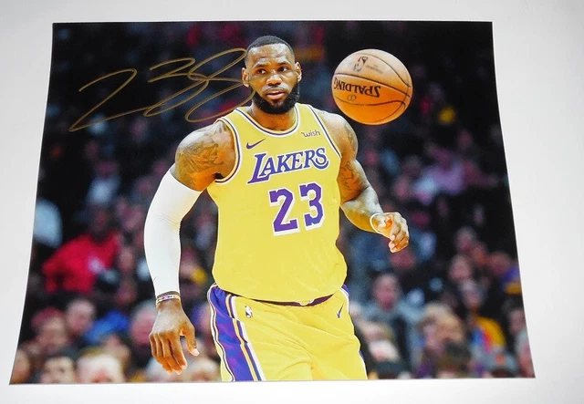 LEBRON JAMES 8X10 RARE HAND SIGNED PHOTO WITH COA AUTOGRAPH NBA LAKERS ...
