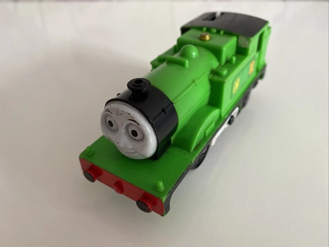 TOMY TRACKMASTER THOMAS the Tank Engine trains Oliver ** LIRE LA ...
