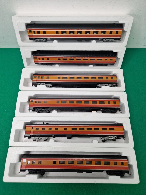 RIVAROSSI CON-COR HO Gauge Southern Pacific Lines Model Railway Coaches ...