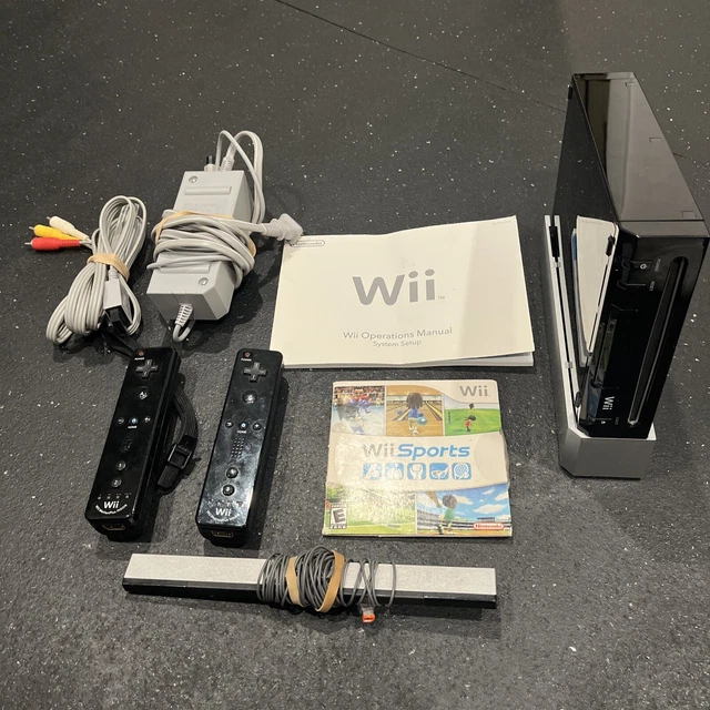 NINTENDO WII CONSOLE Black With Wii Sports Brawl & 2 Controller Manual ...