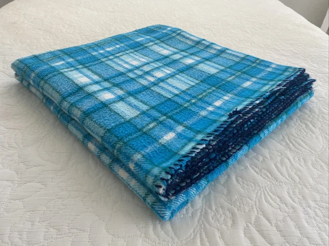 VINTAGE RETRO AQUA Check Acrylic Double Blanket 225 cm x 190 cm $69.00 ...