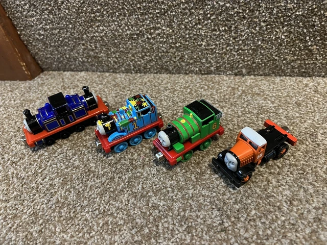 THOMAS THE TANK Engine Take n Play Mighty Magnetic Learning Curve ...