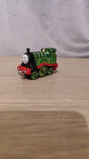THOMAS THE TANK Engine Emily Take N Play Magnetic Diecast Train £5.49 ...