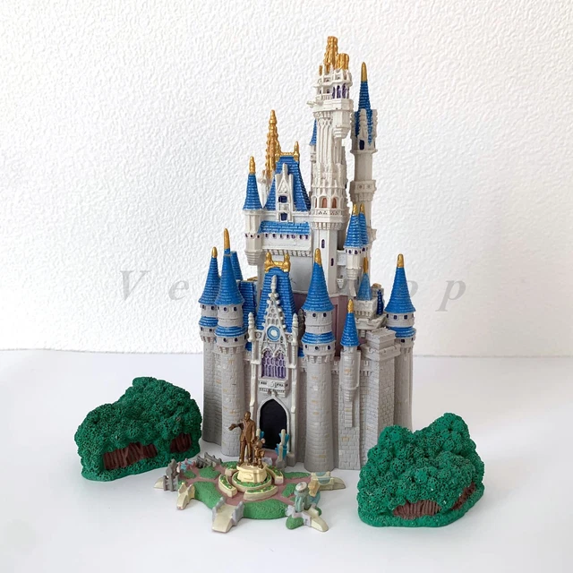 DISNEYLAND FLORIDA MAGIC kingdom Cinderella Castle Diorama Miniature 2 ...