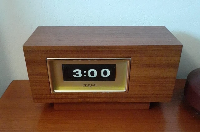 VINTAGE DIGIMATE ROTATING Digital Clock. Japan Battery Operated £100.00 ...