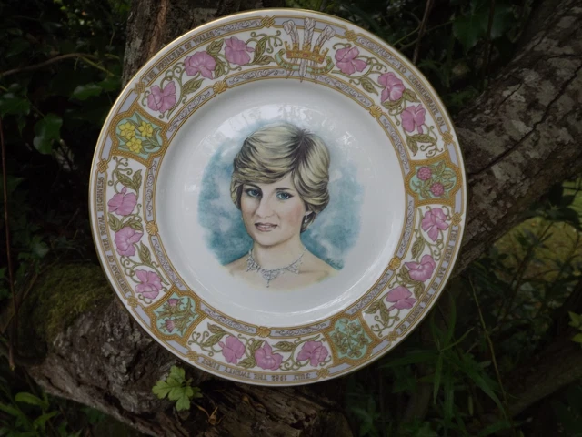 1982 PRINCESS DIANA 21st Birthday STUNNING Portrait Caverswall China ...