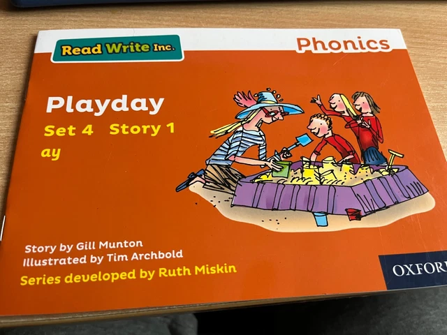 READ WRITE INC. Phonics Playday Orange Set 4 Storybook 1 by Gill Munton ...