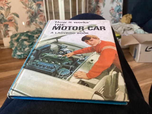 LADYBIRD BOOK SERIES 654 How it Works The Motor Car 1st Edition £3.99 ...